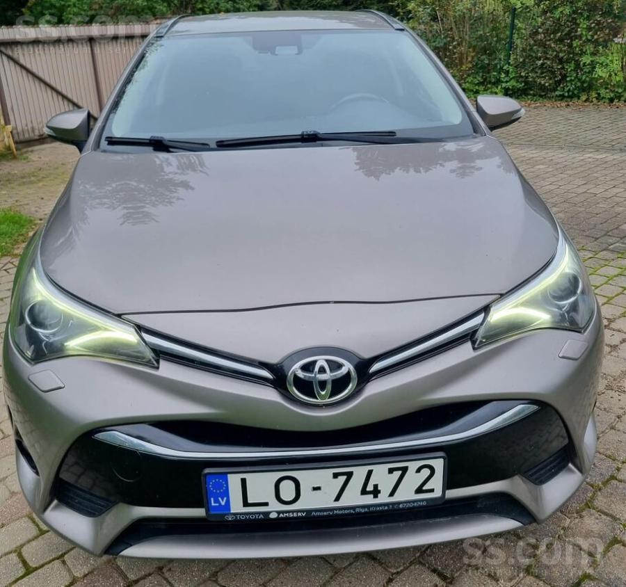Brūns Toyota Avensis 2016 Ogre, ar dzinēja tilpumu 1.80 L un nobraukumu 266 tūkst. km par 10000 €, foto 1 vietnē AUTOMOTO.COM.LV