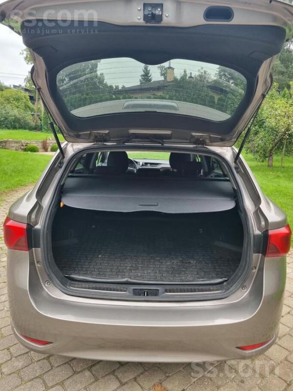 Brūns Toyota Avensis 2016 Ogre, ar dzinēja tilpumu 1.80 L un nobraukumu 266 tūkst. km par 10000 €, foto 9 vietnē AUTOMOTO.COM.LV