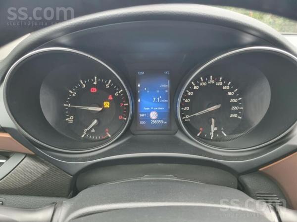 Brūns Toyota Avensis 2016 Ogre, ar dzinēja tilpumu 1.80 L un nobraukumu 266 tūkst. km par 10000 €, foto 5 vietnē AUTOMOTO.COM.LV