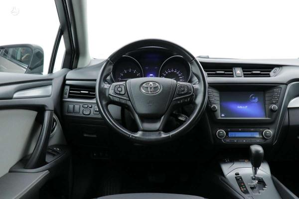 Коричневый Тойота Авенсис 2016 в Вильнюс, объемом двигателя 1.80 л и пробегом 138 тыс. км за 12900 €, фото 9 на AUTOMOTO.COM.LV