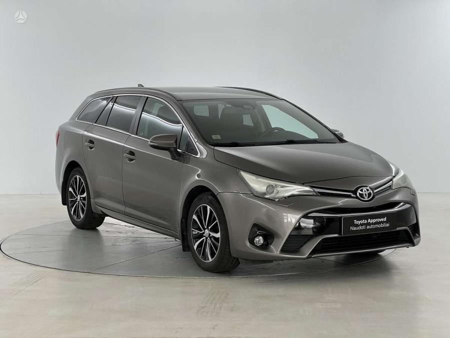 Brūns Toyota Avensis 2018 Viļņa, ar dzinēja tilpumu 2.00 L un nobraukumu 168 tūkst. km par 9900 €, foto 19 vietnē AUTOMOTO.COM.LV