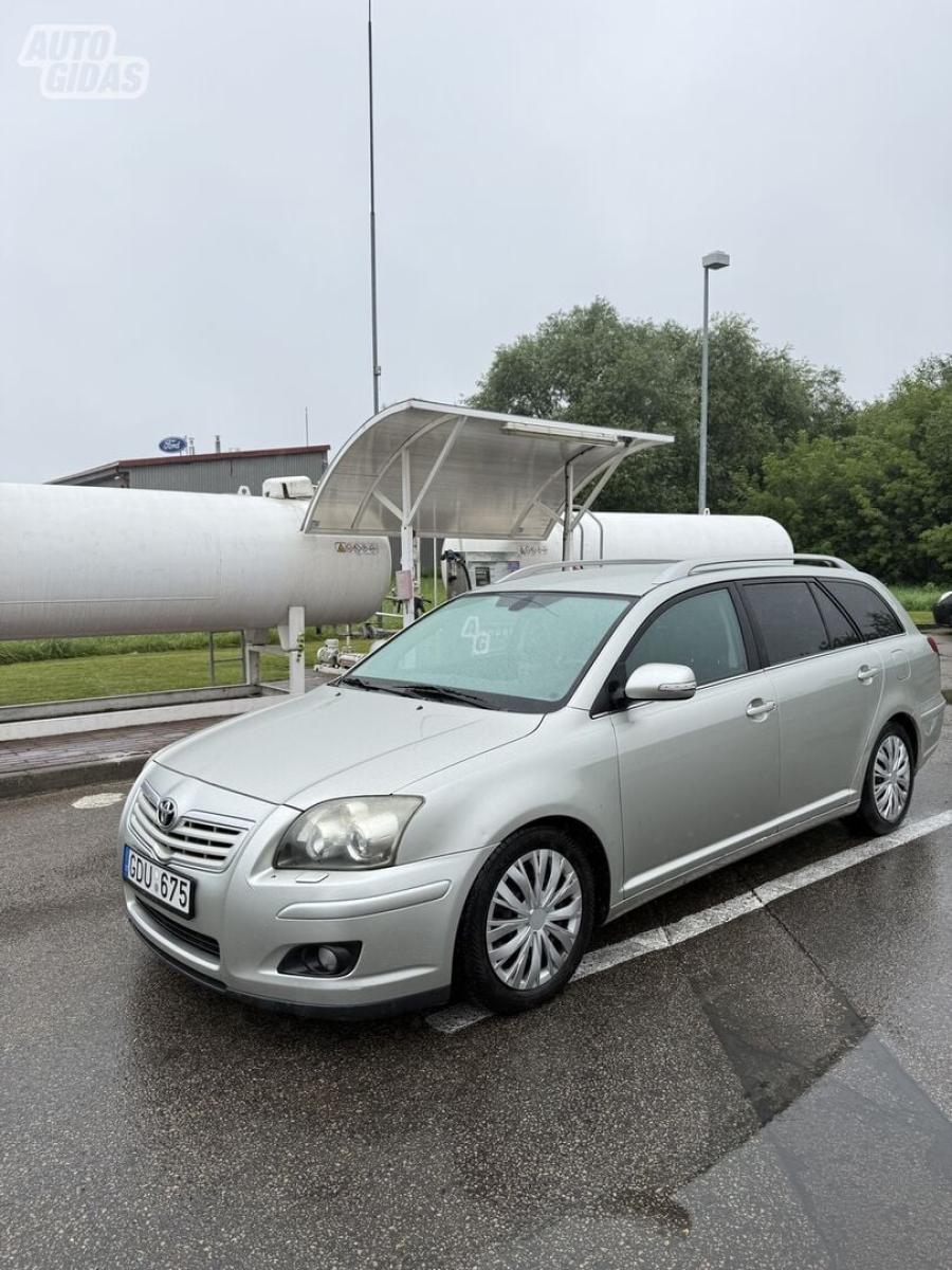Toyota Avensis 2007 Panevēža, ar dzinēja tilpumu 1.80 L un nobraukumu 340 tūkst. km par 1200 €, foto 11 vietnē AUTOMOTO.COM.LV