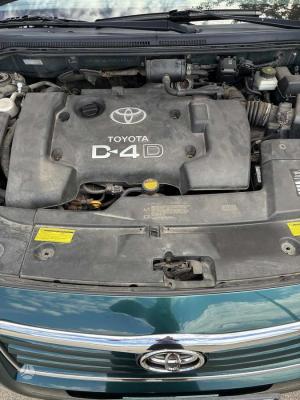 Green Toyota Avensis 2003 in Marijampole, with an engine capacity of 2.00 L and mileage of 220 thousand km for 2750 €, photo 11 on AUTOMOTO.COM.LV