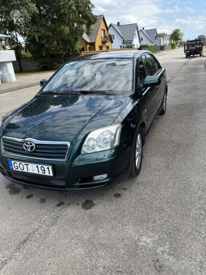 Green Toyota Avensis 2003 in Marijampole, with an engine capacity of 2.00 L and mileage of 220 thousand km for 2750 €, photo 12 on AUTOMOTO.COM.LV
