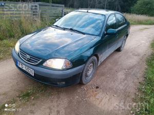 Зеленый Тойота Авенсис 2001 в Рига, объемом двигателя 2.00 л и пробегом 400 тыс. км за 1450 €, фото  на AUTOMOTO.COM.LV