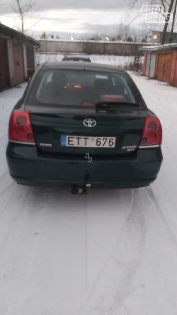 Zaļš Toyota Avensis 2004 Ignalina, ar dzinēja tilpumu 2.00 L un nobraukumu 374 tūkst. km par 1350 €, foto 2 vietnē AUTOMOTO.COM.LV