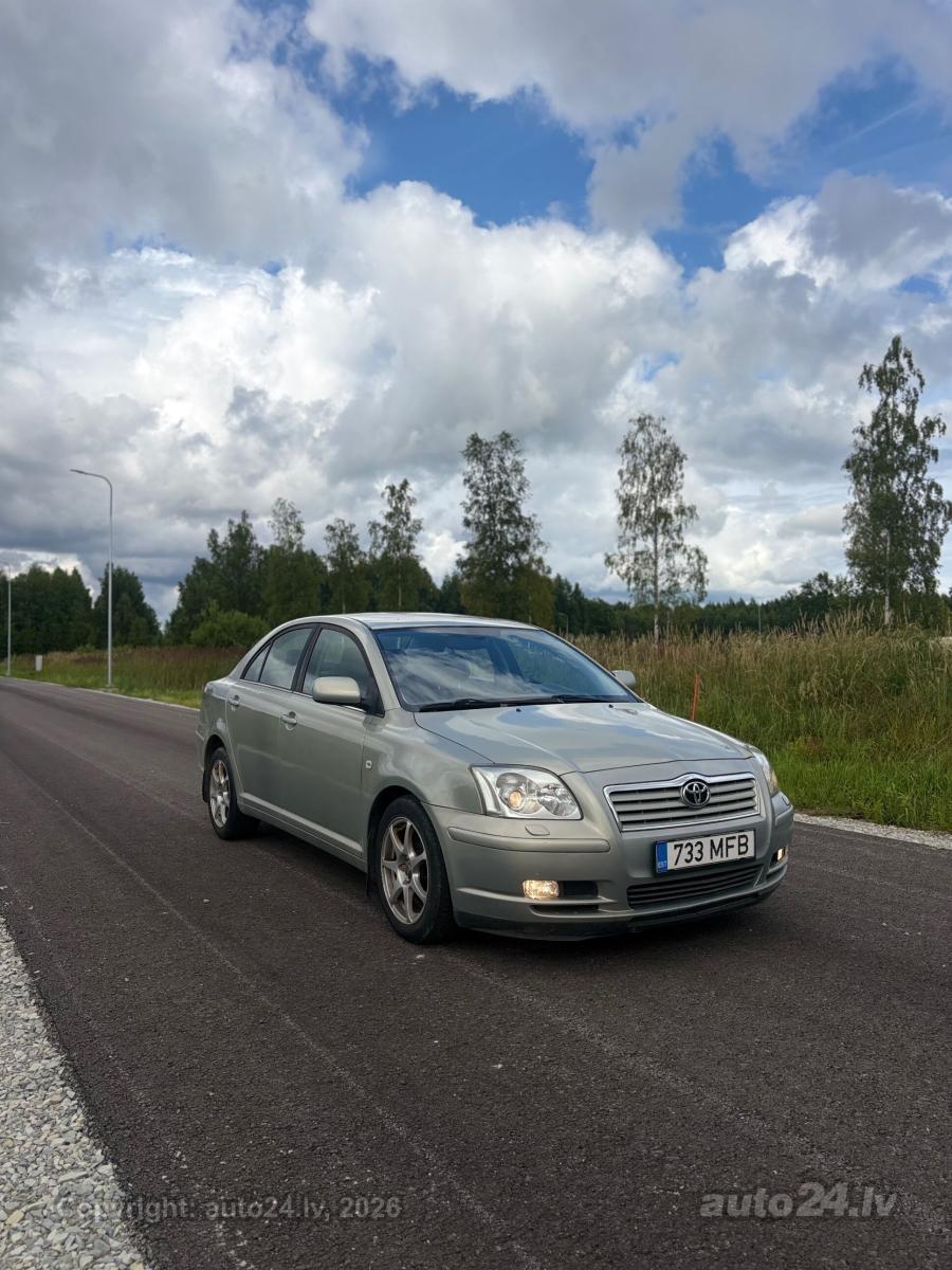 Zaļš Toyota Avensis 2005 Tallina, ar dzinēja tilpumu 2.00 L un nobraukumu 300 tūkst. km par 3200 €, foto 1 vietnē AUTOMOTO.COM.LV