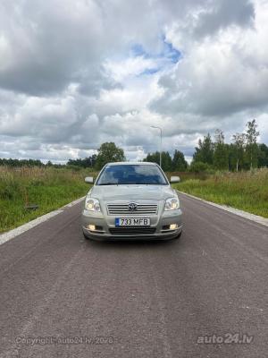 Zaļš Toyota Avensis 2005 Tallina, ar dzinēja tilpumu 2.00 L un nobraukumu 300 tūkst. km par 3200 €, foto 4 vietnē AUTOMOTO.COM.LV