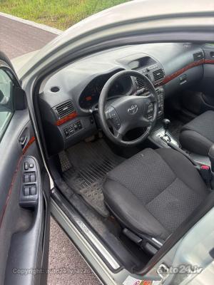 Zaļš Toyota Avensis 2005 Tallina, ar dzinēja tilpumu 2.00 L un nobraukumu 300 tūkst. km par 3200 €, foto 6 vietnē AUTOMOTO.COM.LV