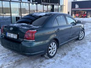 Zaļš Toyota Avensis 2006 Viļņa, ar dzinēja tilpumu 2.00 L un nobraukumu 300 tūkst. km par 1650 €, foto 4 vietnē AUTOMOTO.COM.LV