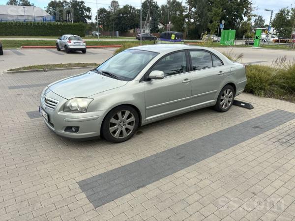 Зеленый Тойота Авенсис 2007 в Рига, объемом двигателя 2.00 л и пробегом 245 тыс. км за 2300 €, фото 7 на AUTOMOTO.COM.LV
