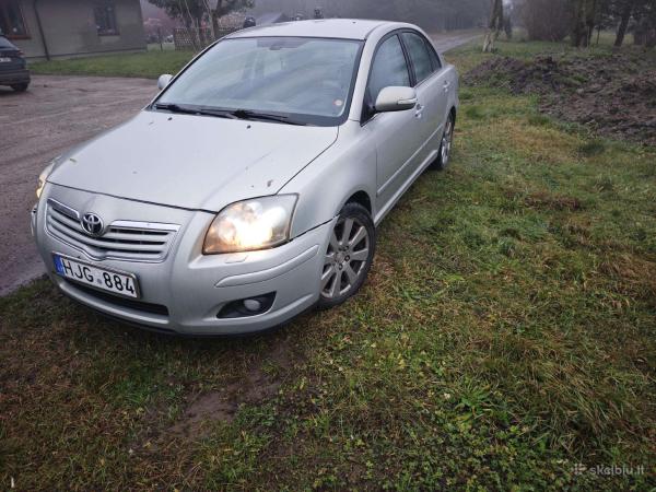 Green Toyota Avensis 2008 in Klaipeda, with an engine capacity of 2.20 L and mileage of 340 thousand km for 1800 €, photo 1 on AUTOMOTO.COM.LV