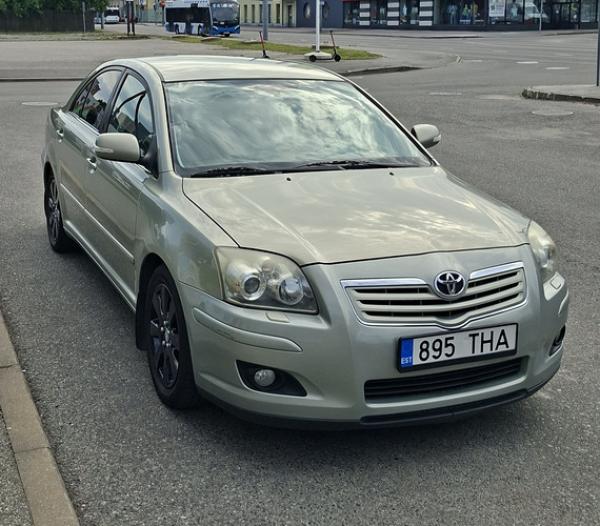 Зеленый Тойота Авенсис 2008 в Таллин, объемом двигателя 1.80 л и пробегом 175 тыс. км за 4300 €, фото 1 на AUTOMOTO.COM.LV