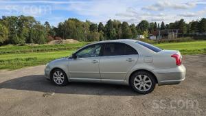 Зеленый Тойота Авенсис 2008 в Огре, объемом двигателя 1.80 л и пробегом 491 тыс. км за 950 €, фото  на AUTOMOTO.COM.LV