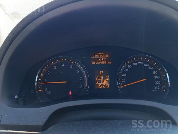 Green Toyota Avensis 2009 in Riga, with an engine capacity of 2.00 L and mileage of 225 thousand km for 5300 €, photo 5 on AUTOMOTO.COM.LV