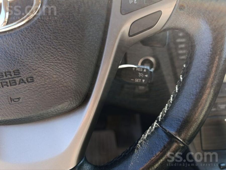 Zaļš Toyota Avensis 2009 Rīga, ar dzinēja tilpumu 2.00 L un nobraukumu 225 tūkst. km par 5300 €, foto 8 vietnē AUTOMOTO.COM.LV