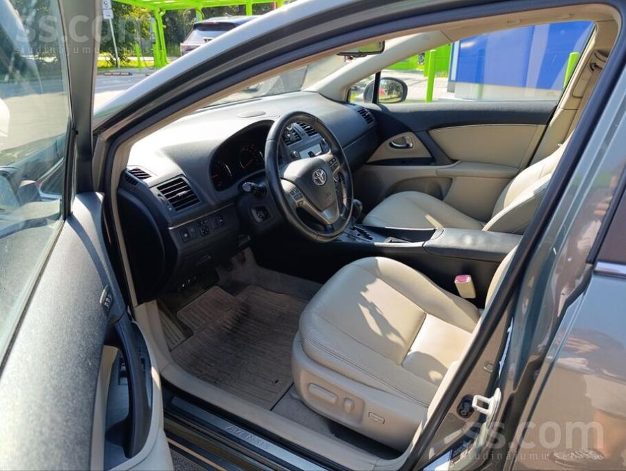 Zaļš Toyota Avensis 2009 Rīga, ar dzinēja tilpumu 2.00 L un nobraukumu 225 tūkst. km par 5300 €, foto 16 vietnē AUTOMOTO.COM.LV