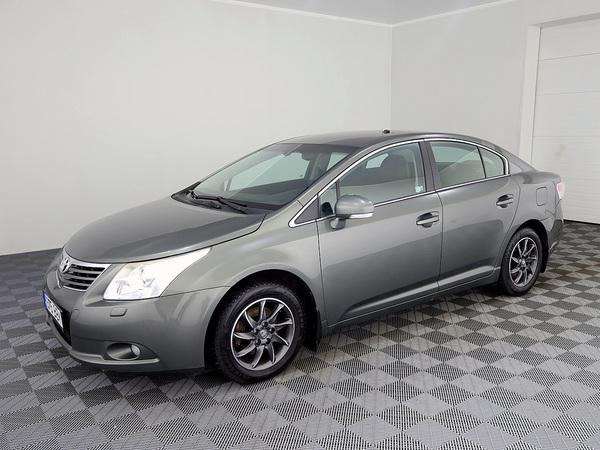 Toyota Avensis 2009 Tallina vietnē Zaļš Toyota Avensis 2009 Tallina, ar dzinēja tilpumu 1.80 L un nobraukumu 259 tūkst. km par 3299 €, foto 3 vietnē AUTOMOTO.COM.LV