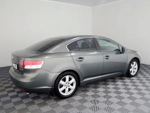 Green Toyota Avensis 2010 in Tallinn, with an engine capacity of 2.00 L and mileage of 319 thousand km for 2999 €, photo 13 on AUTOMOTO.COM.LV