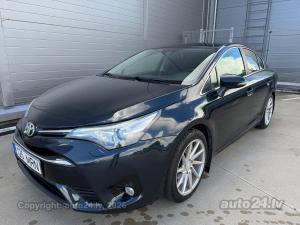 Зеленый Тойота Авенсис 2017 в Таллин, объемом двигателя 1.80 л и пробегом 132 тыс. км за 9995 €, фото  на AUTOMOTO.COM.LV