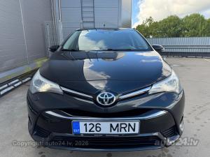 Зеленый Тойота Авенсис 2017 в Таллин, объемом двигателя 1.80 л и пробегом 132 тыс. км за 9995 €, фото 3 на AUTOMOTO.COM.LV