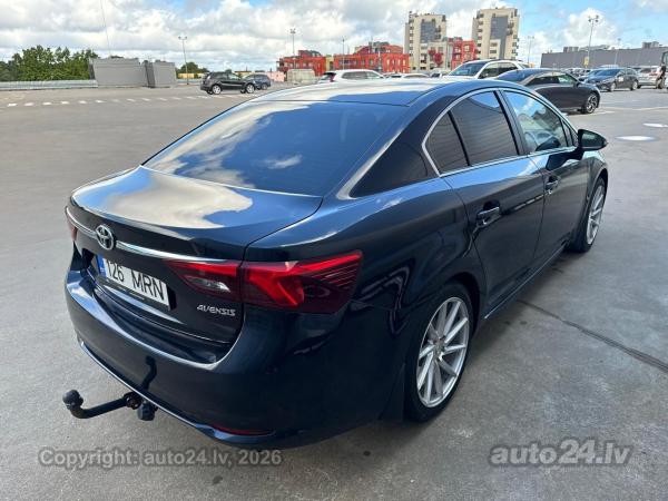 Зеленый Тойота Авенсис 2017 в Таллин, объемом двигателя 1.80 л и пробегом 132 тыс. км за 9995 €, фото 5 на AUTOMOTO.COM.LV