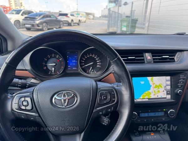 Зеленый Тойота Авенсис 2017 в Таллин, объемом двигателя 1.80 л и пробегом 132 тыс. км за 9995 €, фото 8 на AUTOMOTO.COM.LV
