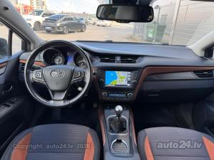 Зеленый Тойота Авенсис 2017 в Таллин, объемом двигателя 1.80 л и пробегом 132 тыс. км за 9995 €, фото 12 на AUTOMOTO.COM.LV