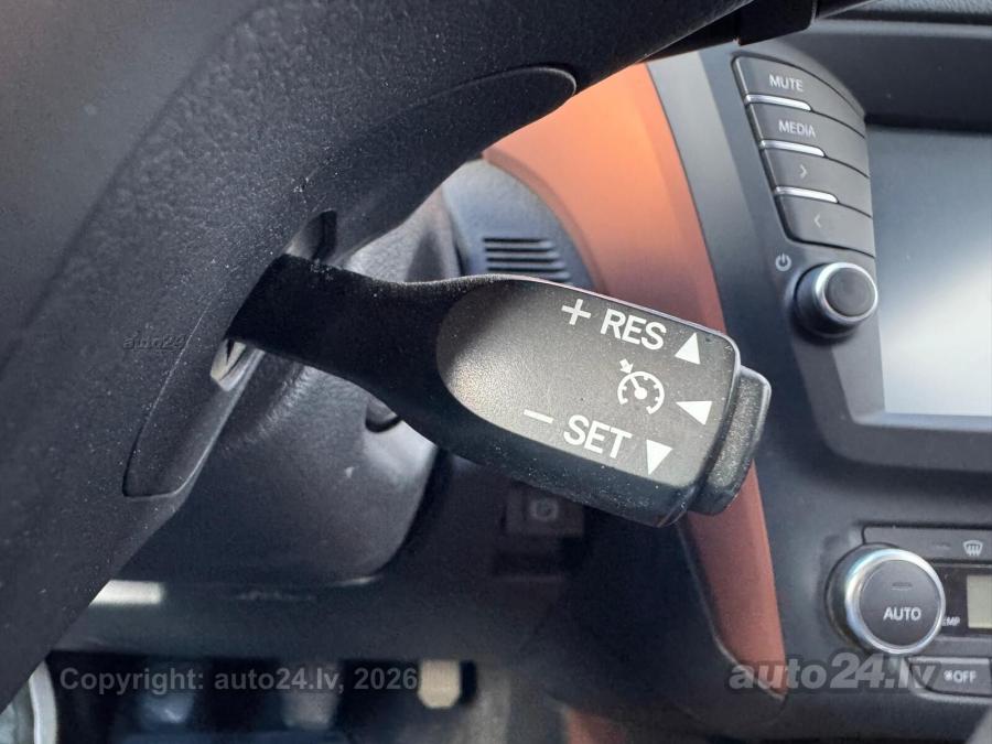 Зеленый Тойота Авенсис 2017 в Таллин, объемом двигателя 1.80 л и пробегом 132 тыс. км за 9995 €, фото 18 на AUTOMOTO.COM.LV