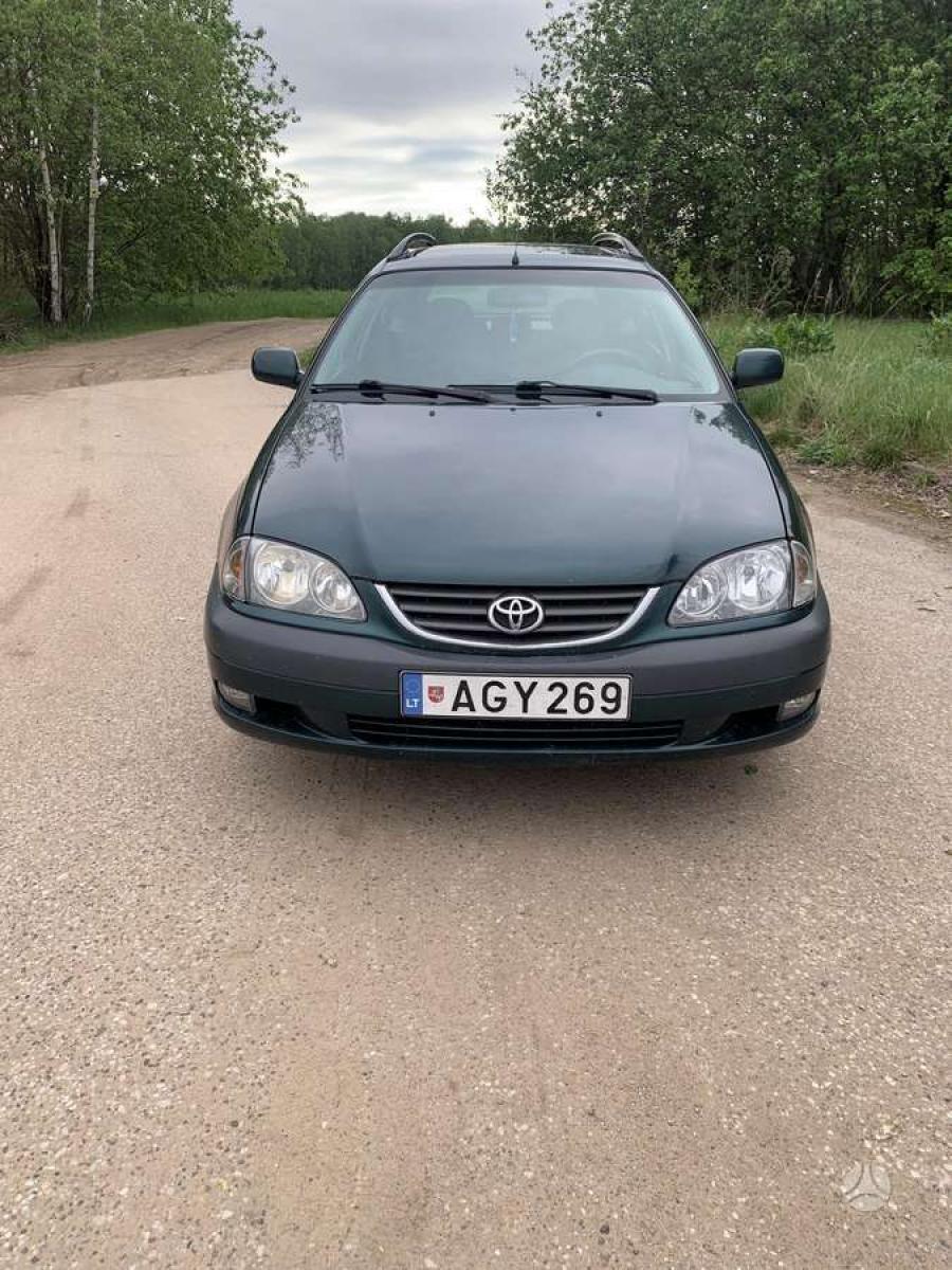 Zaļš Toyota Avensis 2000 Kauņa, ar dzinēja tilpumu 1.79 L un nobraukumu 205 tūkst. km par 1700 €, foto 1 vietnē AUTOMOTO.COM.LV