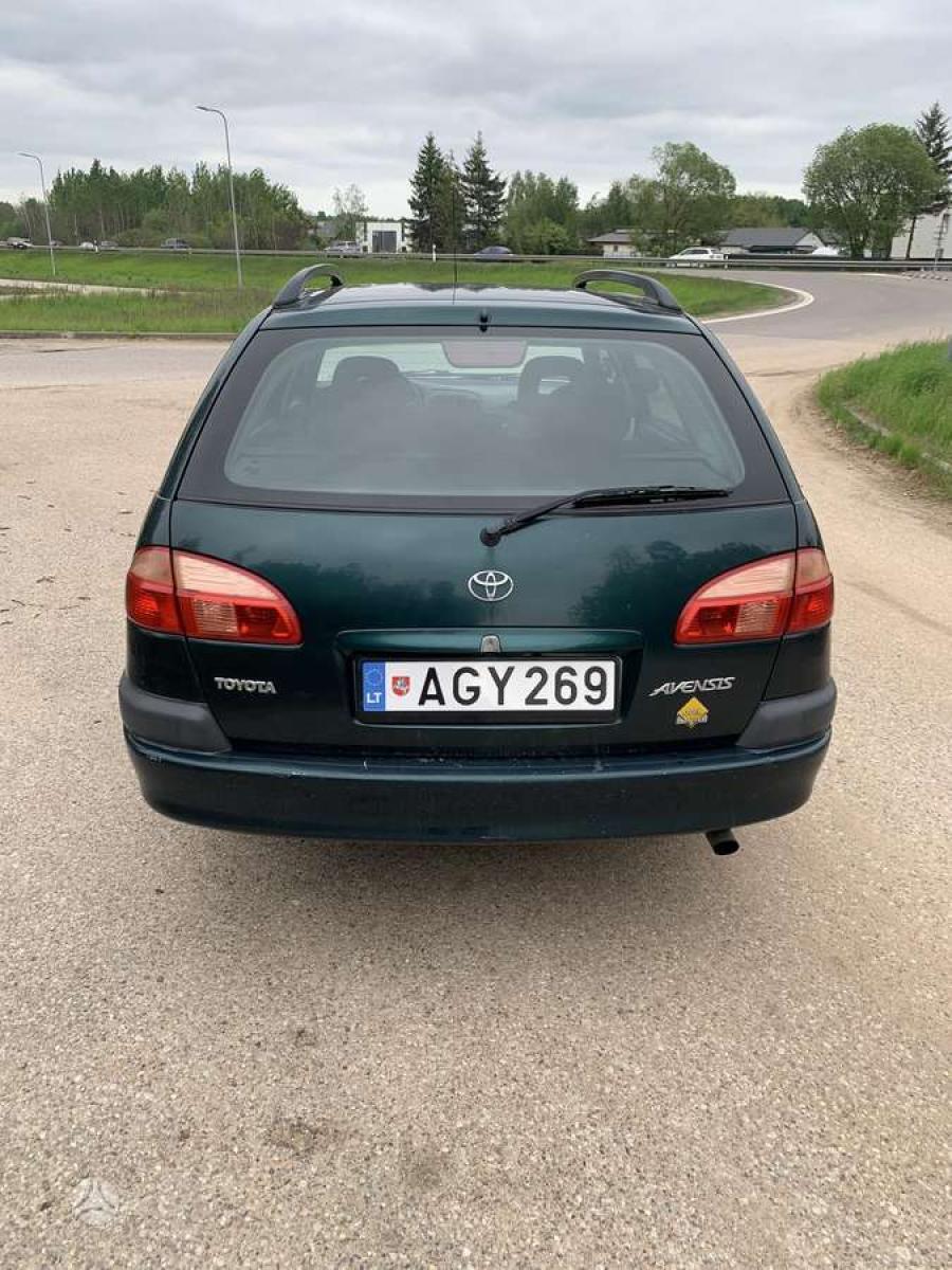 Zaļš Toyota Avensis 2000 Kauņa, ar dzinēja tilpumu 1.79 L un nobraukumu 205 tūkst. km par 1700 €, foto 6 vietnē AUTOMOTO.COM.LV