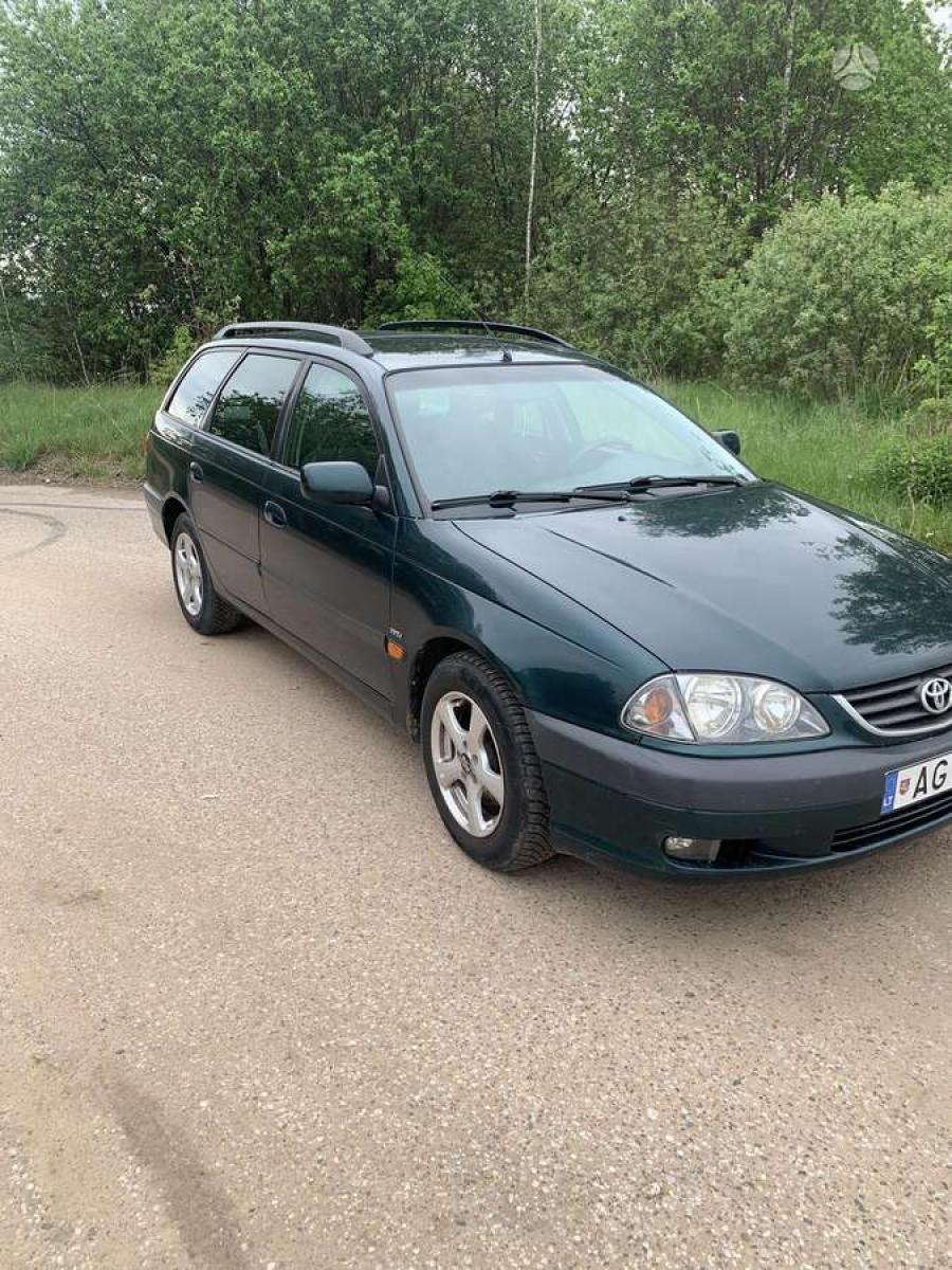Zaļš Toyota Avensis 2000 Kauņa, ar dzinēja tilpumu 1.79 L un nobraukumu 205 tūkst. km par 1700 €, foto 9 vietnē AUTOMOTO.COM.LV