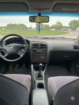 Zaļš Toyota Avensis 2000 Kauņa, ar dzinēja tilpumu 1.79 L un nobraukumu 205 tūkst. km par 1700 €, foto 12 vietnē AUTOMOTO.COM.LV