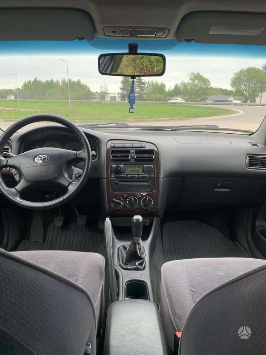 Zaļš Toyota Avensis 2000 Kauņa, ar dzinēja tilpumu 1.79 L un nobraukumu 205 tūkst. km par 1700 €, foto 12 vietnē AUTOMOTO.COM.LV