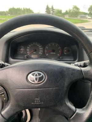 Zaļš Toyota Avensis 2000 Kauņa, ar dzinēja tilpumu 1.79 L un nobraukumu 205 tūkst. km par 1700 €, foto 14 vietnē AUTOMOTO.COM.LV