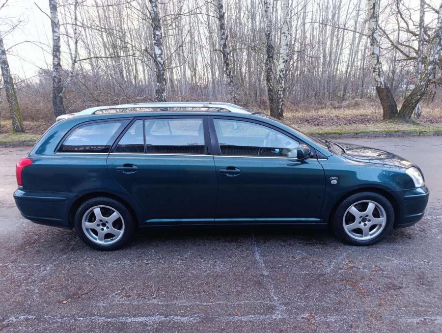 Zaļš Toyota Avensis 2003 Panevēža, ar dzinēja tilpumu 2.00 L un nobraukumu 380 tūkst. km par 1300 €, foto 3 vietnē AUTOMOTO.COM.LV
