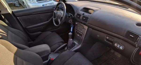 Зеленый Тойота Авенсис 2003 в Валмиера, объемом двигателя 1.80 л и пробегом 246 тыс. км за 1300 €, фото 10 на AUTOMOTO.COM.LV