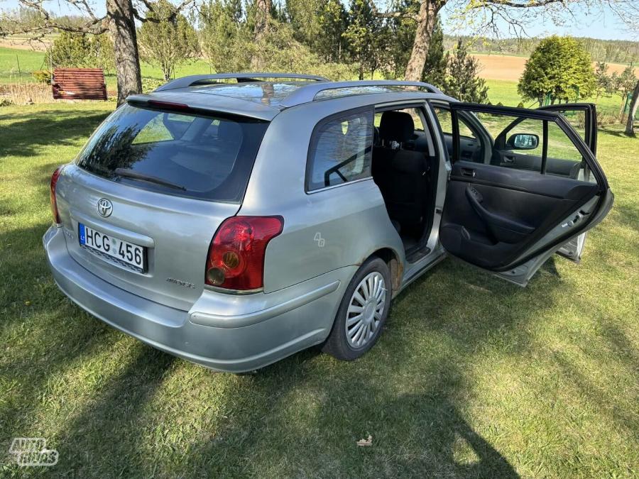 Зеленый Тойота Авенсис 2004 в Алитус, объемом двигателя 2.00 л и пробегом 277 тыс. км за 1000 €, фото 8 на AUTOMOTO.COM.LV