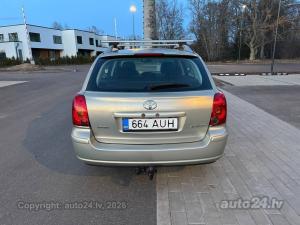 Green Toyota Avensis 2005 in Tallinn, with an engine capacity of 1.80 L and mileage of 276 thousand km for 2500 €, photo 5 on AUTOMOTO.COM.LV
