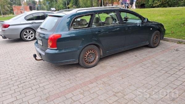 Тойота Авенсис 2005 в Рига на AUTOMOTO.COM.LV Зеленый Тойота Авенсис 2005 в Рига, объемом двигателя 2.00 л и пробегом 313 тыс. км за 1320 €, фото 5 на AUTOMOTO.COM.LV