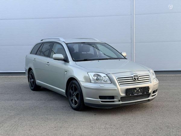 Zaļš Toyota Avensis 2005 Utena, ar dzinēja tilpumu 2.00 L un nobraukumu 492 tūkst. km par 1990 €, foto 7 vietnē AUTOMOTO.COM.LV
