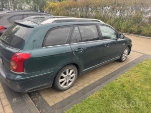 Zaļš Toyota Avensis 2005 Rīga, ar dzinēja tilpumu 2.00 L un nobraukumu 366 tūkst. km par 650 €, foto 5 vietnē AUTOMOTO.COM.LV