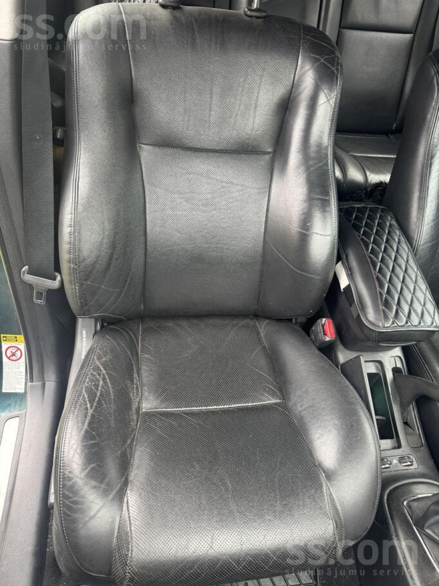 Zaļš Toyota Avensis 2005 Rīga, ar dzinēja tilpumu 2.00 L un nobraukumu 366 tūkst. km par 650 €, foto 7 vietnē AUTOMOTO.COM.LV