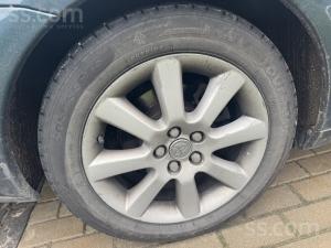 Zaļš Toyota Avensis 2005 Rīga, ar dzinēja tilpumu 2.00 L un nobraukumu 366 tūkst. km par 650 €, foto 9 vietnē AUTOMOTO.COM.LV