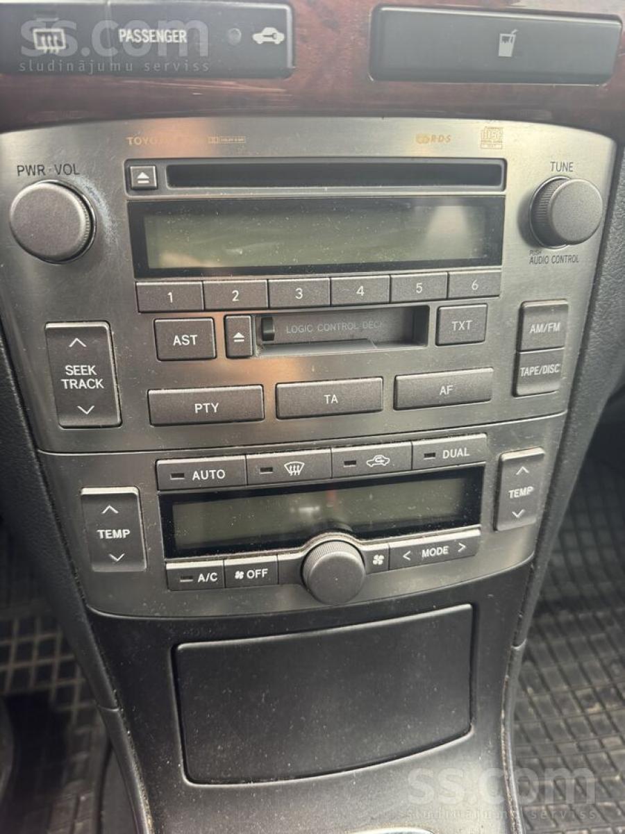 Zaļš Toyota Avensis 2005 Rīga, ar dzinēja tilpumu 2.00 L un nobraukumu 366 tūkst. km par 650 €, foto 15 vietnē AUTOMOTO.COM.LV