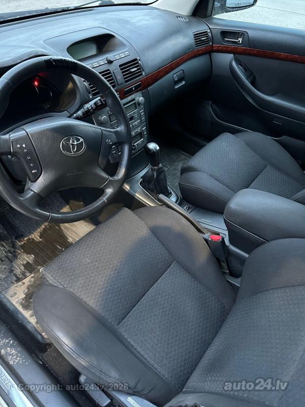 Zaļš Toyota Avensis 2006 Tallina, ar dzinēja tilpumu 1.80 L un nobraukumu 284 tūkst. km par 2699 €, foto 10 vietnē AUTOMOTO.COM.LV