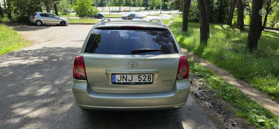 Zaļš Toyota Avensis 2006 Viļņa, ar dzinēja tilpumu 1.79 L un nobraukumu 240 tūkst. km par 1750 €, foto 7 vietnē AUTOMOTO.COM.LV
