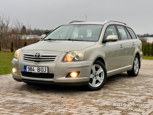 Zaļš Toyota Avensis 2007 Hāpsalu, ar dzinēja tilpumu 2.20 L un nobraukumu 361 tūkst. km par 1500 €, foto 1 vietnē AUTOMOTO.COM.LV
