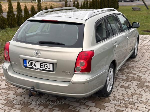 Zaļš Toyota Avensis 2007 Hāpsalu, ar dzinēja tilpumu 2.20 L un nobraukumu 361 tūkst. km par 1500 €, foto 3 vietnē AUTOMOTO.COM.LV