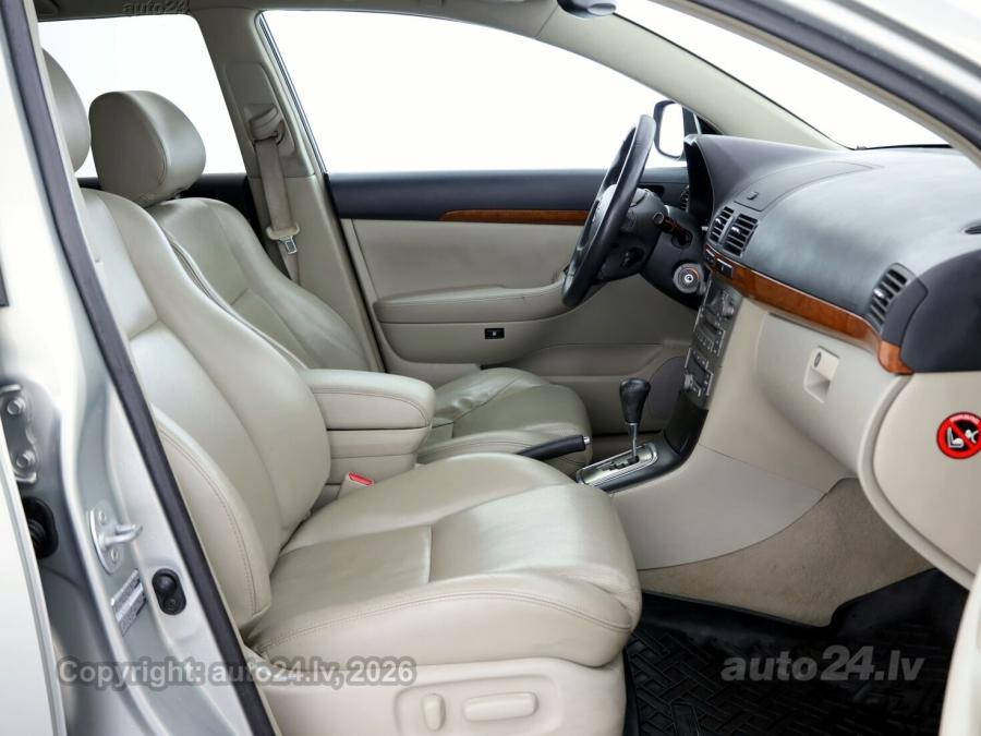 Zaļš Toyota Avensis 2007 Tallina, ar dzinēja tilpumu 2.40 L un nobraukumu 158 tūkst. km par 3499 €, foto 7 vietnē AUTOMOTO.COM.LV